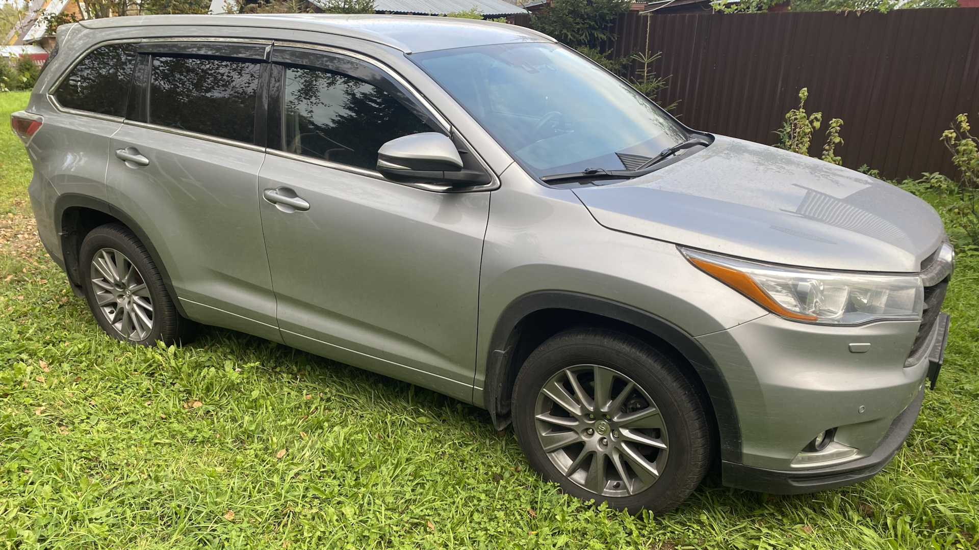 Toyota Highlander (XU50) 3.5 бензиновый 2015 | Silver Samuray на DRIVE2