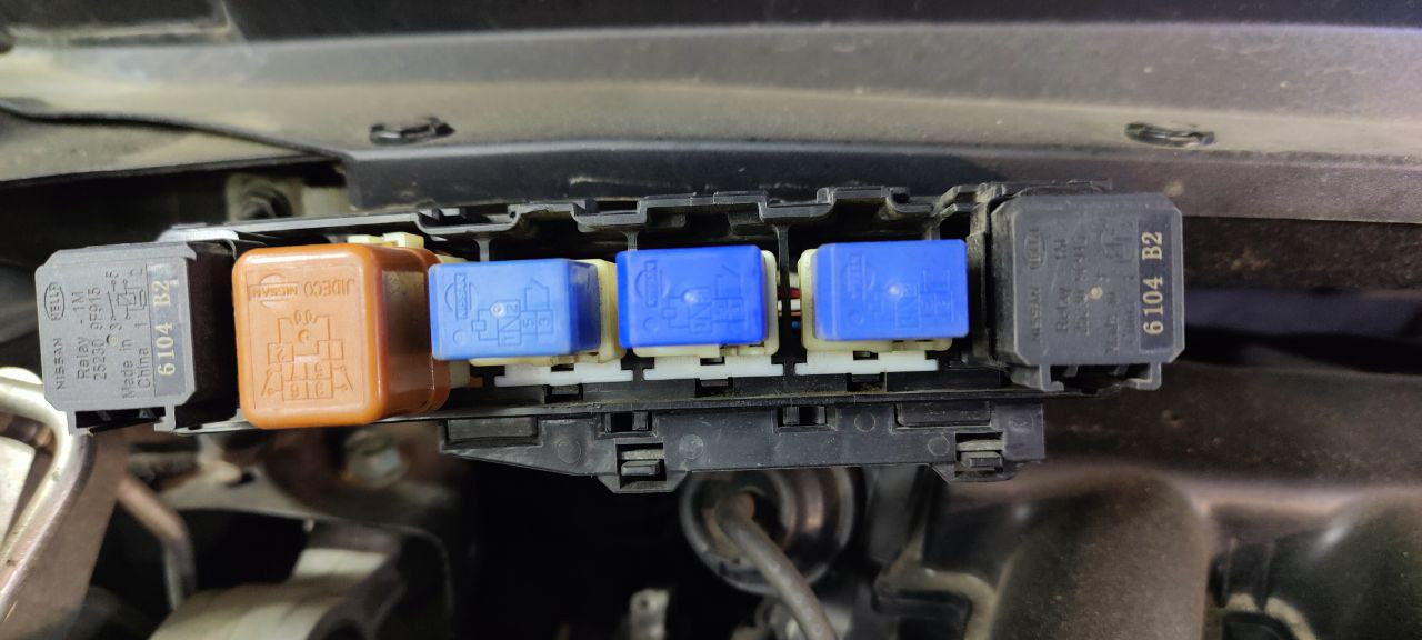 Предохранители — Nissan Pathfinder (4G), 3,5 л, 2016 года | своими ...