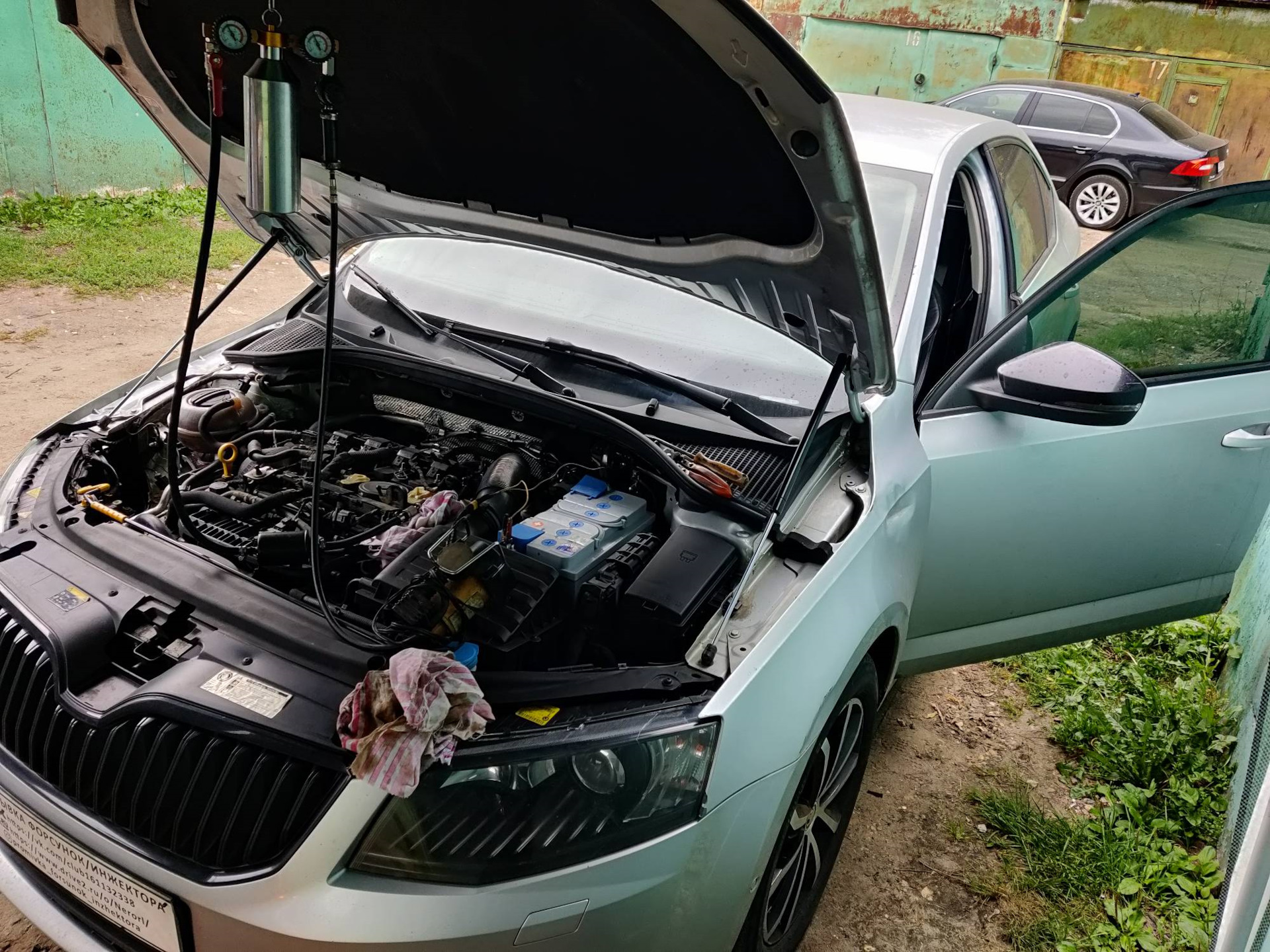 Skoda Octavia a7 промывка топливных форсунок без снятия — Промывка ...