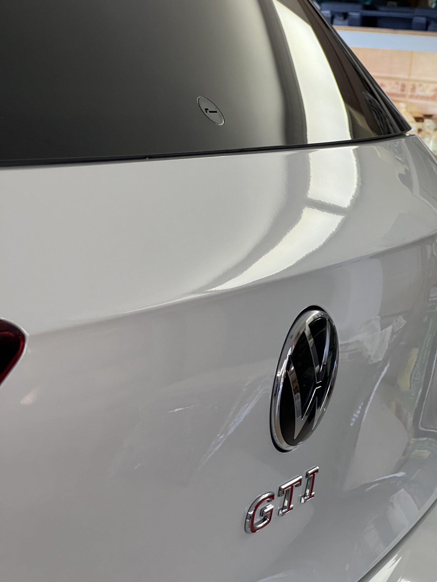 Заглушка заднего стеклоочистителя — Volkswagen Golf GTI Mk8, 2 л, 2021 ...