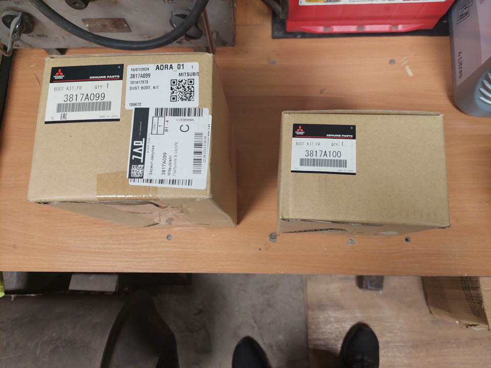 Замена пыльников правого привода — Mitsubishi Outlander XL, 2,4 л, 2011 ...