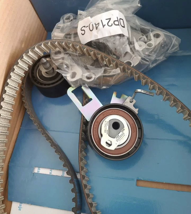 Комплект грм 1628926180 Dayco + помпа Dayco DP2140-S на Citroen C3 ...