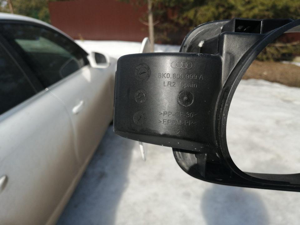 8K0809999A Лючок бензобака для Audi A4 VAG | Запчасти на DRIVE2