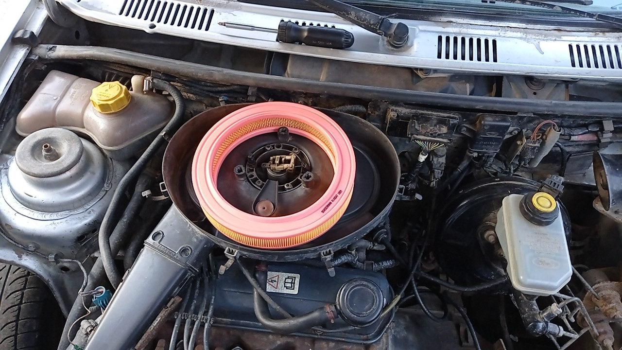 Замена воздушного фильтра MK3 1.1 Valencia — Ford Fiesta (Mk III), 1,1 ...