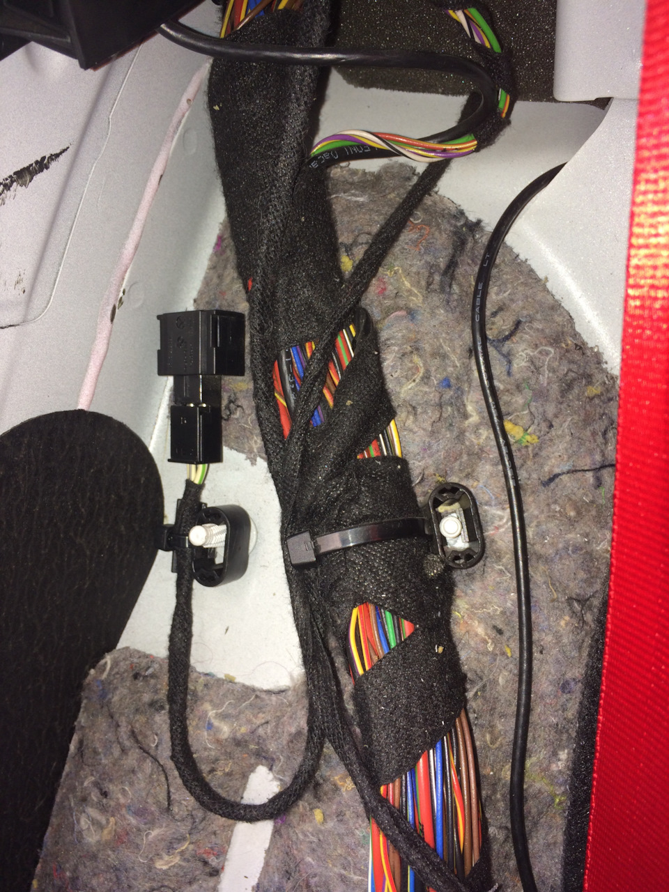 Опция 540 — Электро шторка заднего стекла. — Mercedes-Benz C-class ...