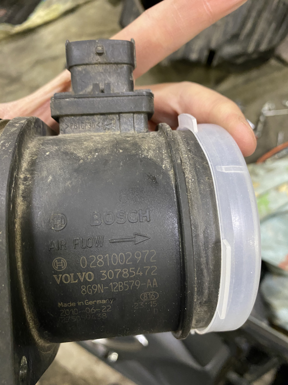 Замена дмрв на новый, замена форсунок омывателя на веерные. — Volvo S60 ...