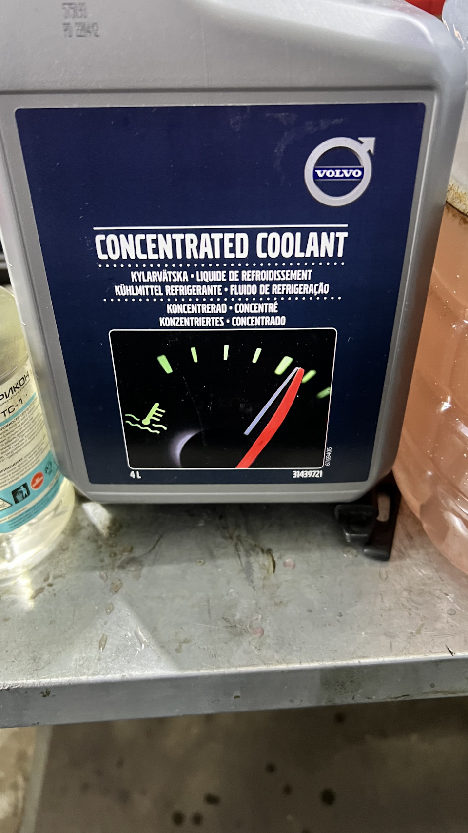 31439721 АНТИФРИЗ 4Л (КОНЦ) / ANTI-FREEZE Volvo | Запчасти на DRIVE2