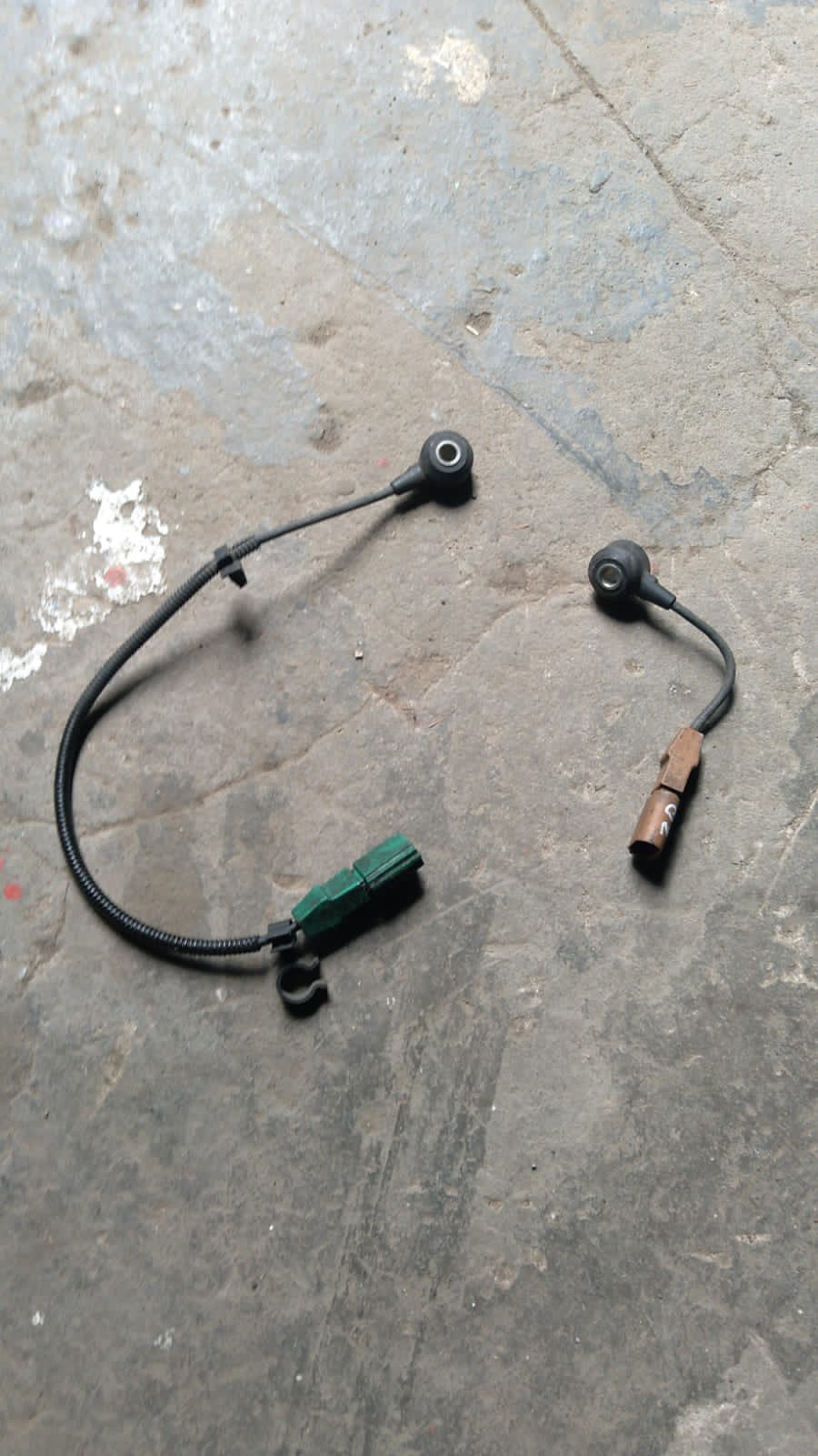 Knock sensor 2 low signal. — Volkswagen Passat B6, 2 л, 2007 года ...