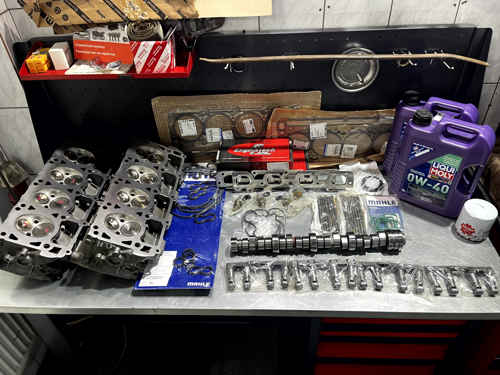 Замена распредвала HEMI 6.4 SRT — DRIVE2