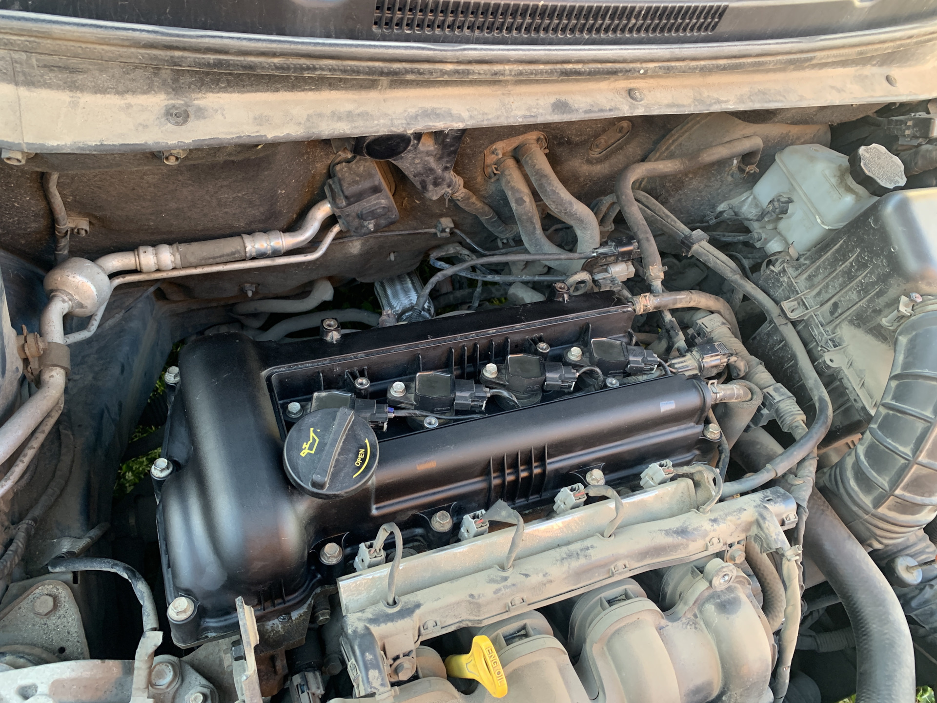Замена прокладки клапанной крышки и клапана PCV — KIA Ceed (1G), 1,6 л ...