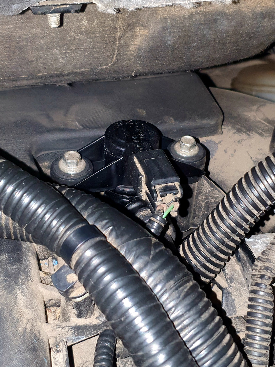 Замена клапана EVAP — Ford Edge (1G), 3,5 л, 2014 года | визит на ...