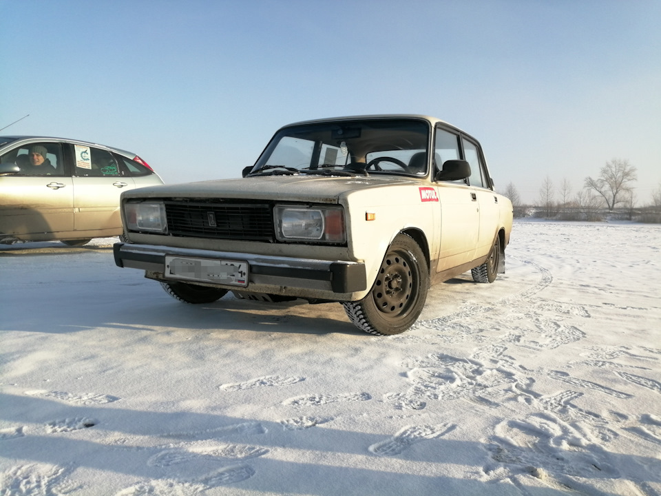 Квадратные Государственные Регистрационные Знаки! — Toyota Crown (S130 ...