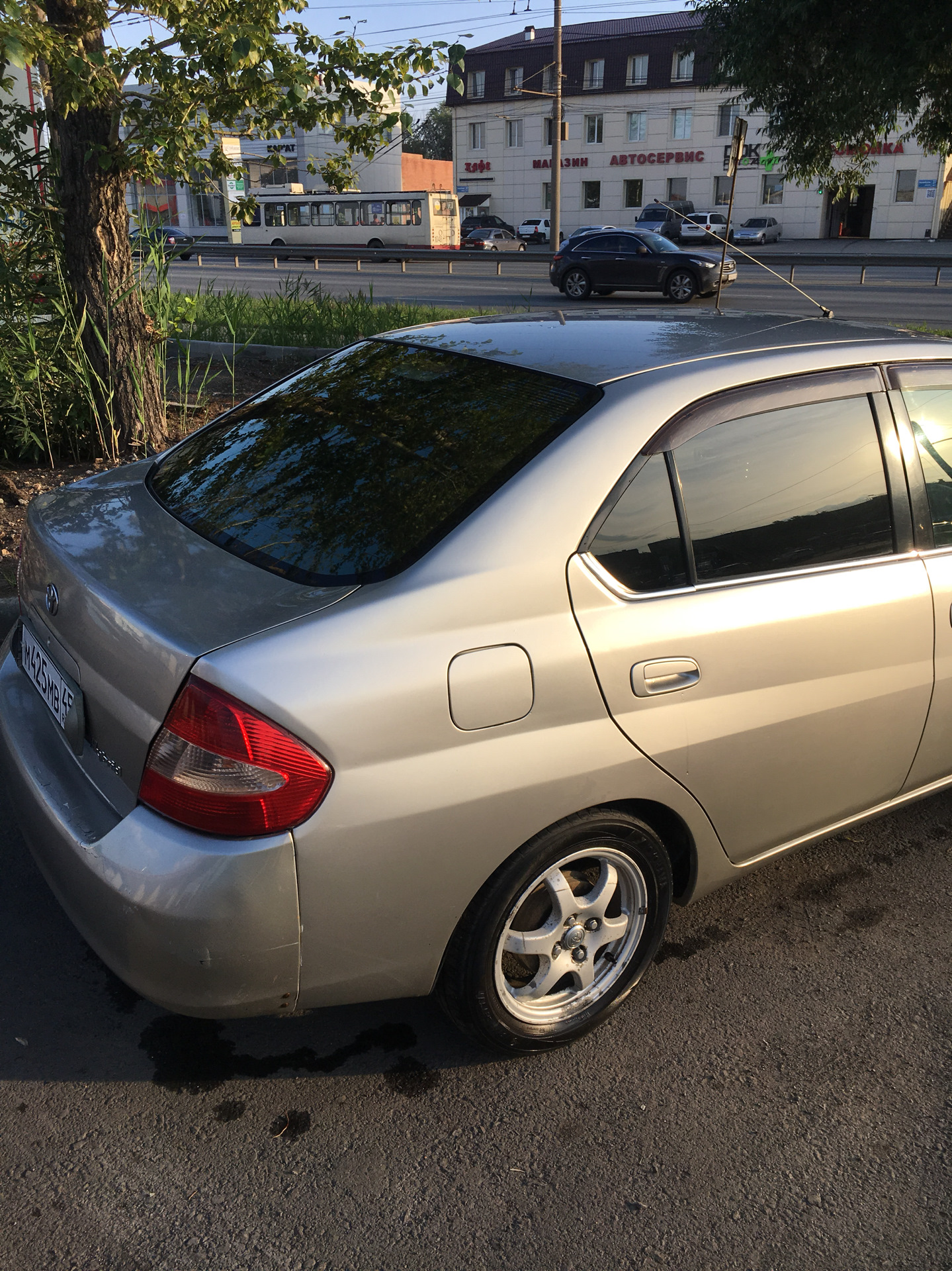 Тонировка, Зеркальная или темная — Toyota Prius (11), 1,5 л, 2000 года ...