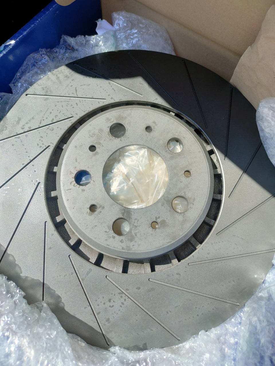 Тормоза ver. 2 — Saab 9-3 (2G), 2 л, 2008 года | тюнинг | DRIVE2