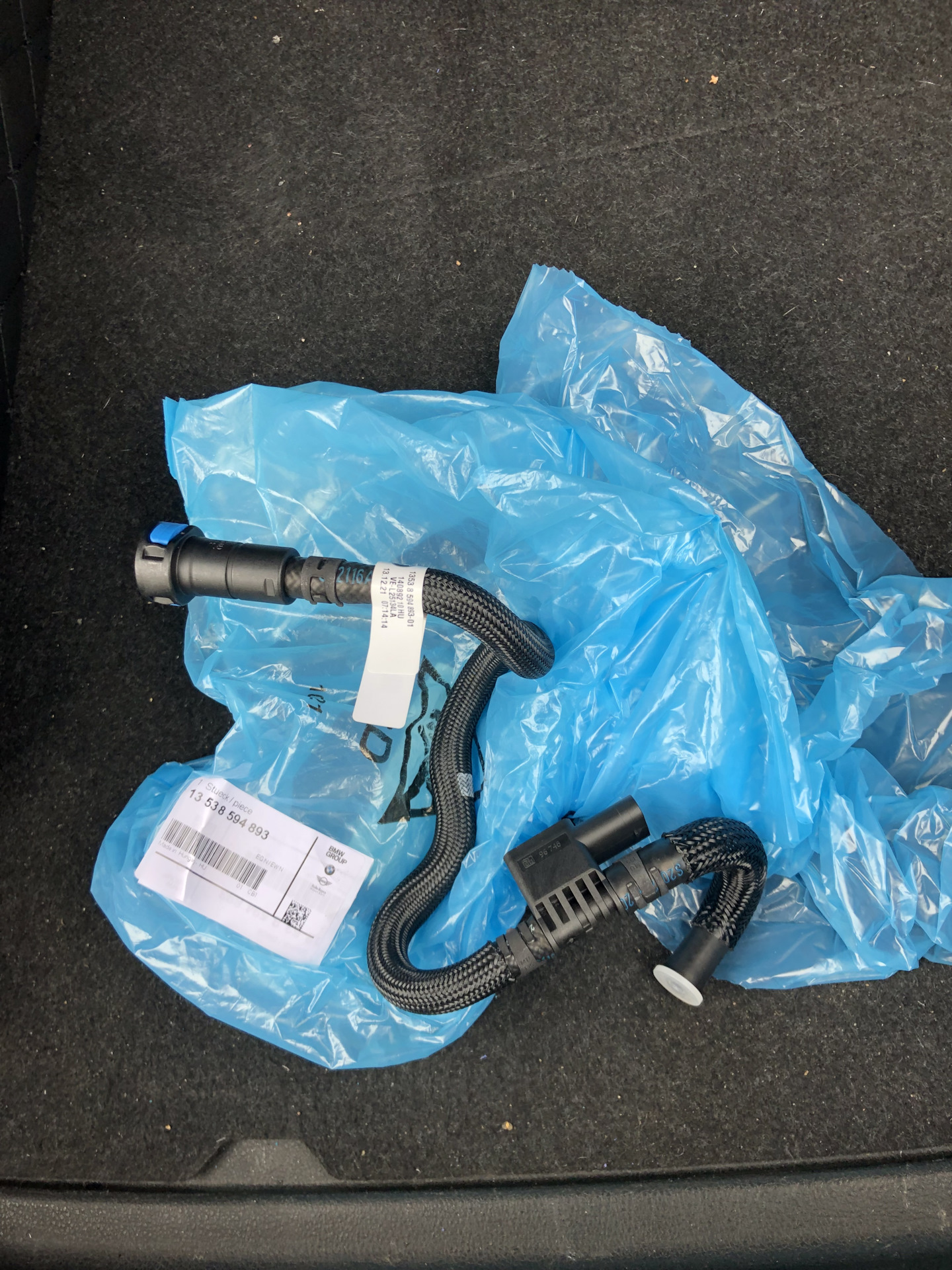 Чистка коллектора, замена прокладки клапанной крышки — BMW 1 series ...