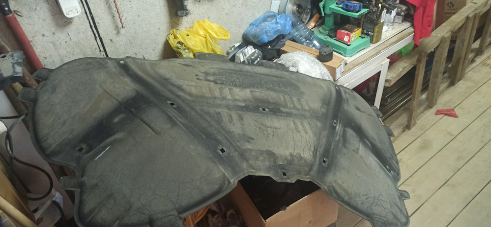 8R0863825 VAG | Запчасти на DRIVE2