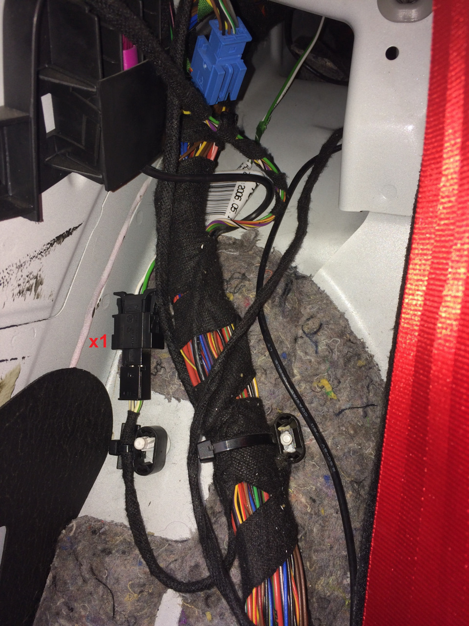 Опция 540 — Электро шторка заднего стекла. — Mercedes-Benz C-Class ...