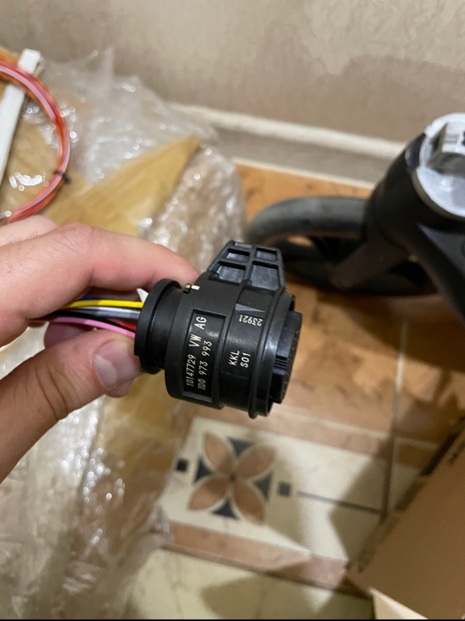 3D0973993 Корпус круглого разъема VAG | Запчасти на DRIVE2