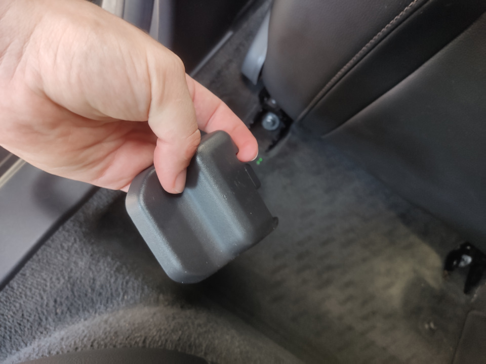 Люфт водительского сиденья Volvo s60 2 — Volvo S60 (2G), 2 л, 2015 года ...