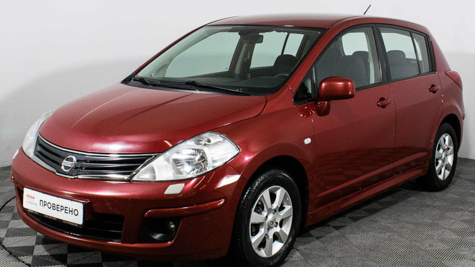 Ищу заглушку (колпачок) задней левой двери — Nissan Tiida (1G), 1,6 л ...
