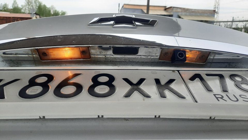 Замена подсветки номера и хром накладки. — Chevrolet Cruze (1G), 1,8 л ...