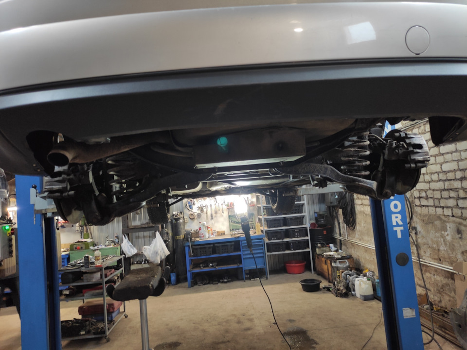 Большое ТО. Ремонт задней подвески — Ford C-Max I, 2 л, 2005 года ...
