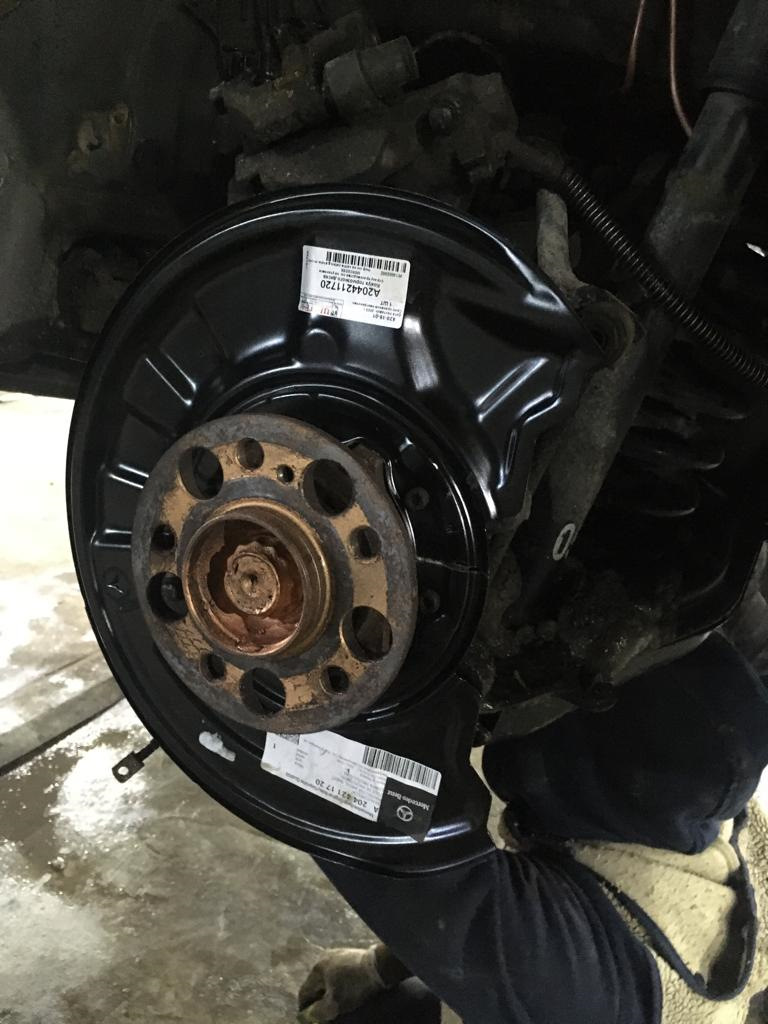 Замена трубок тормозных и механизм ручника — Mercedes-Benz C-Class ...