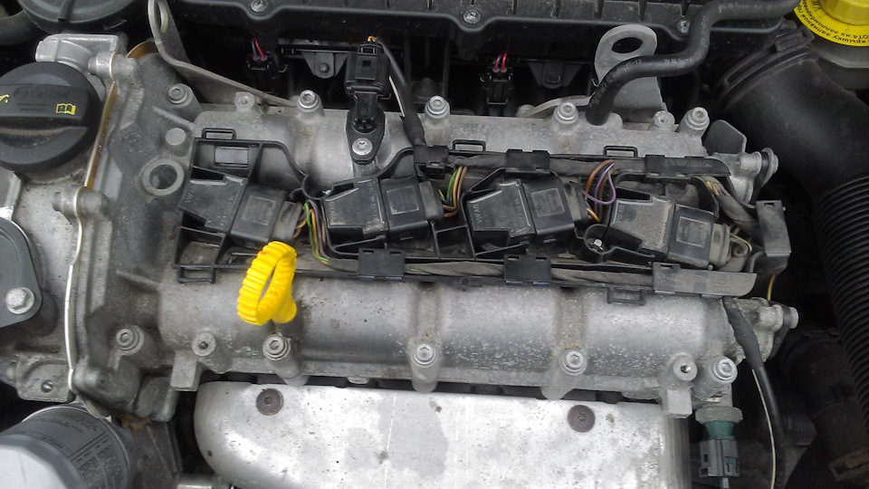 Техническое обслуживание катушек зажигания — Volkswagen Polo Sedan, 1,6 ...