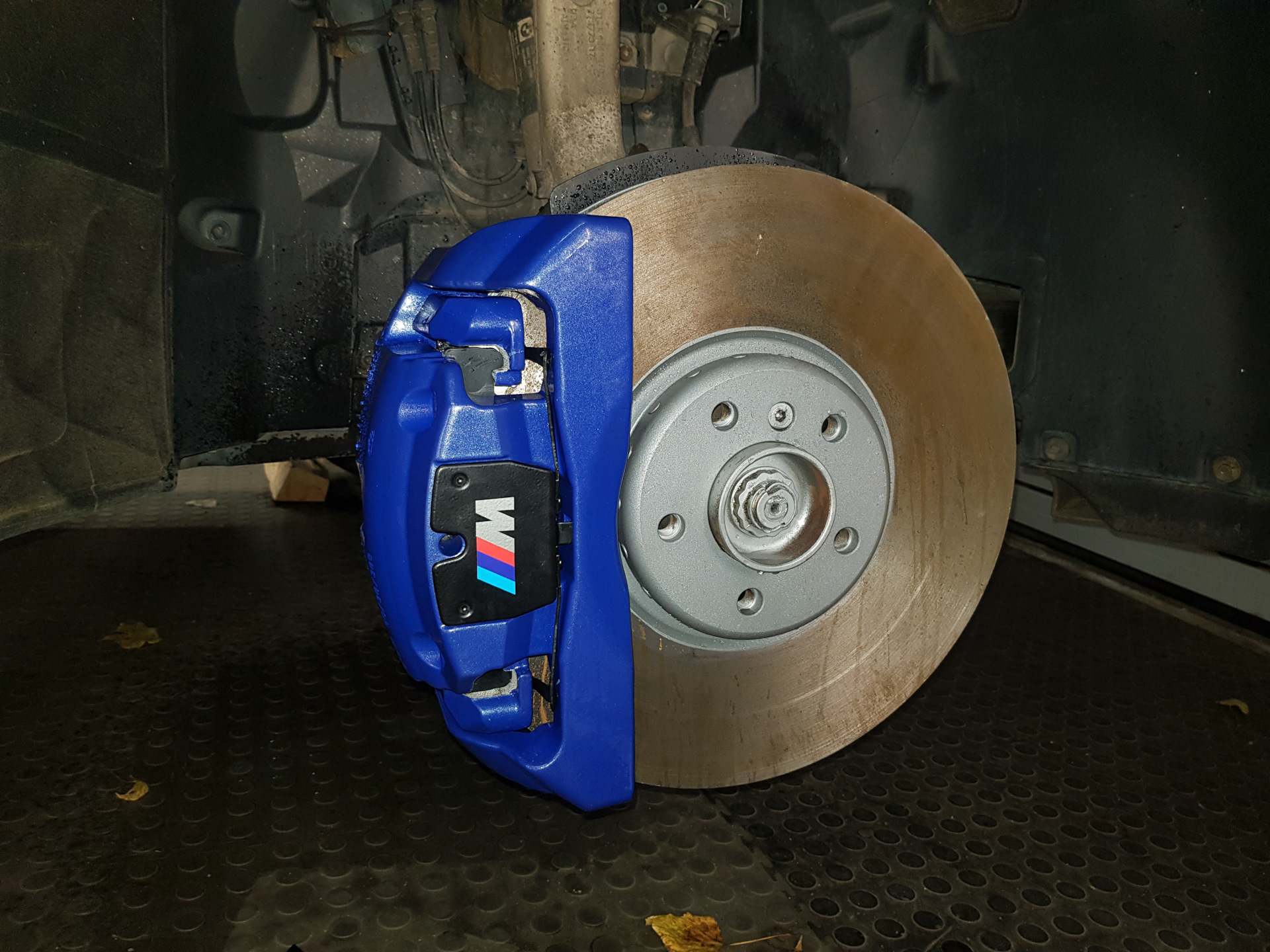 Восстановление суппортов BMW X6 F16 M50d — Сообщество «Восстановление ...