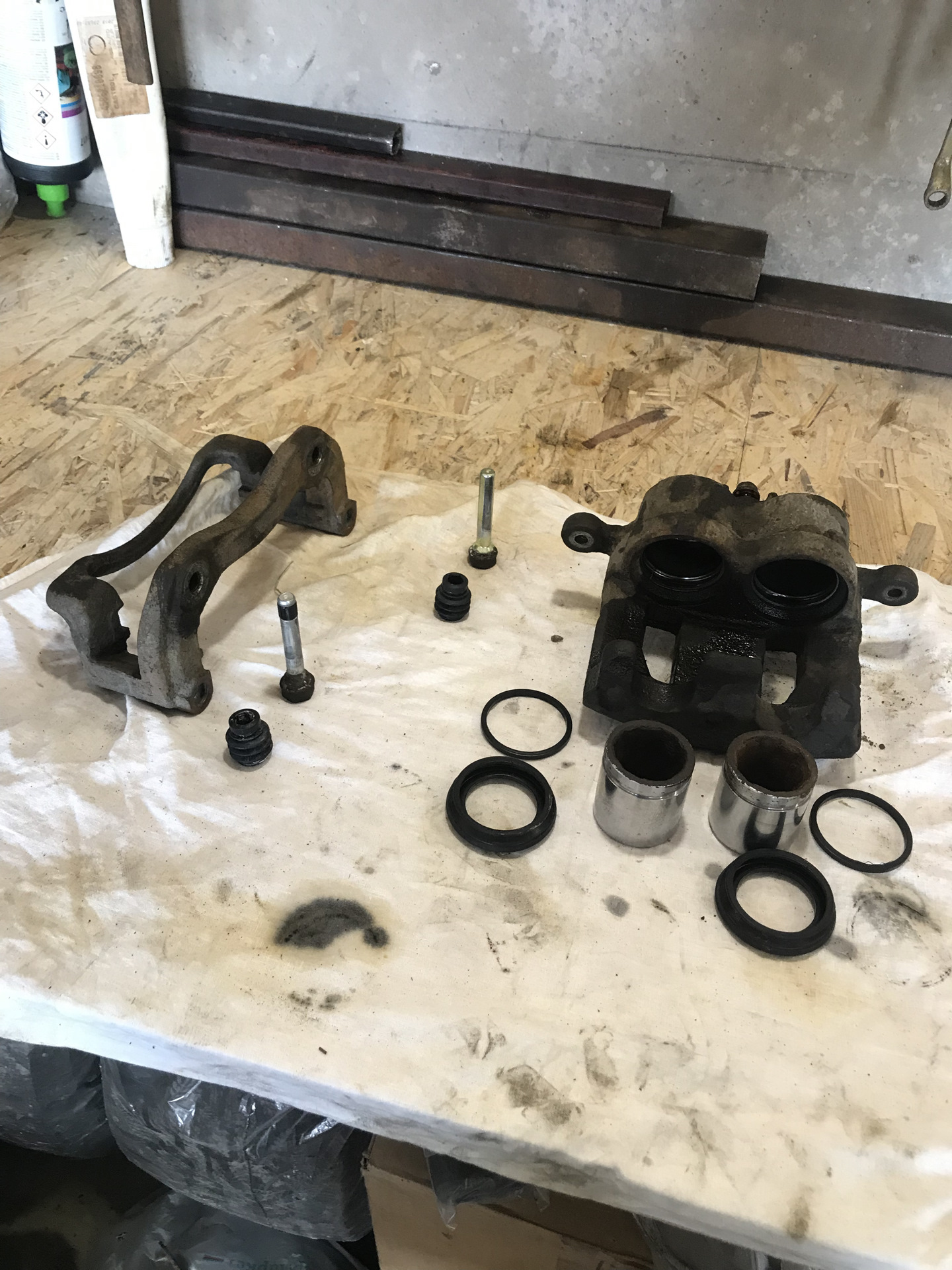 Переборка передних суппортов Sorento — KIA Sorento (2G), 2,4 л, 2012 ...