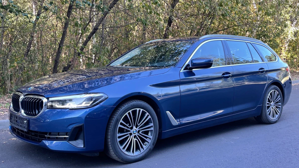 BMW 5 series Touring (G31) 2.0 дизельный 2020 | Phytonic Blue на DRIVE2