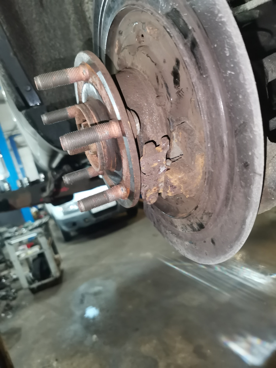 07. колодки, ручник, тормозуха и дворники — Jeep Grand Cherokee (WK2 ...