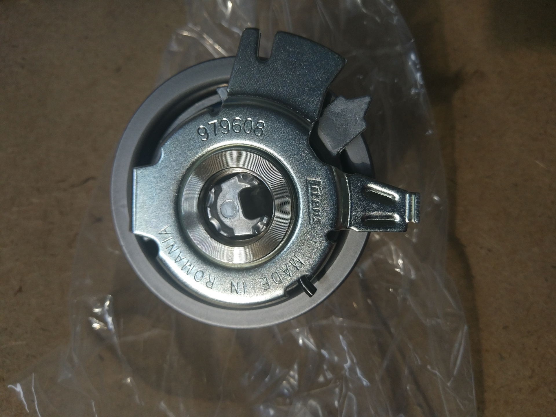 88. Ремень ГРМ, помпа, маслосъемные колпачки, сальники… — SEAT Alhambra ...