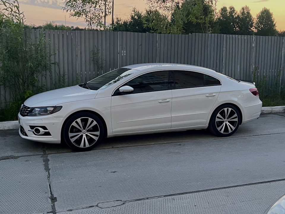4.1 Малярка, RCD 440 Pro — Volkswagen Passat CC, 1,8 л, 2013 года ...