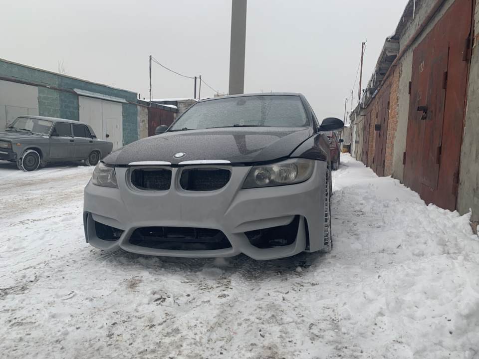 Передний бампер bmw e90 m4 look на BMW 3 series (E90). | 15 000 ₽ в ...