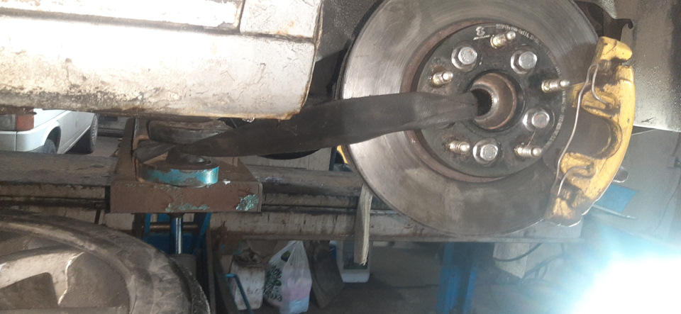 Пыльник наружнего шруса — Volkswagen Jetta IV, 1,8 л, 2003 года ...
