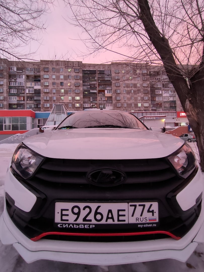 Хром в пленку и замена значка лада — Lada Гранта (2G) FL, 1,6 л, 2021 ...