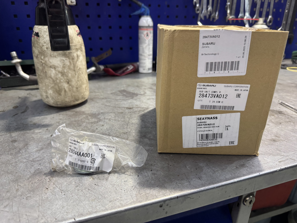 Замена задней правой ступицы — Subaru WRX (VA), 2 л, 2014 года | визит ...