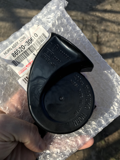 8652030610 Сигнал звуковой TOYOTA LEXUS | Запчасти на DRIVE2