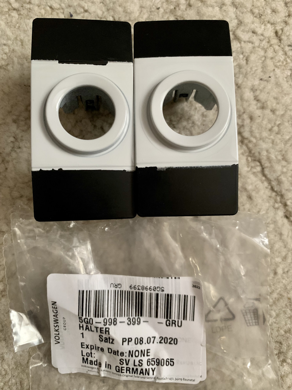 5G0998399 Кронштейн GRU VAG | Запчасти на DRIVE2