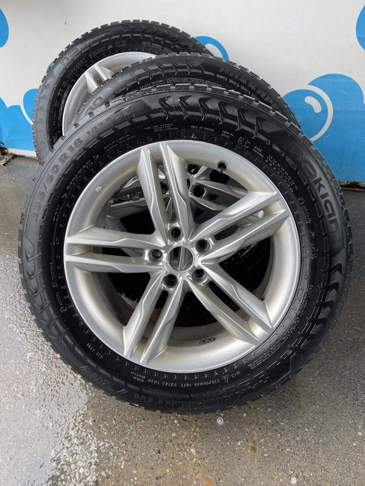 Шины зимние шипованные Nokian 235/65 R18, литые диски MADE IN P.R.C ...