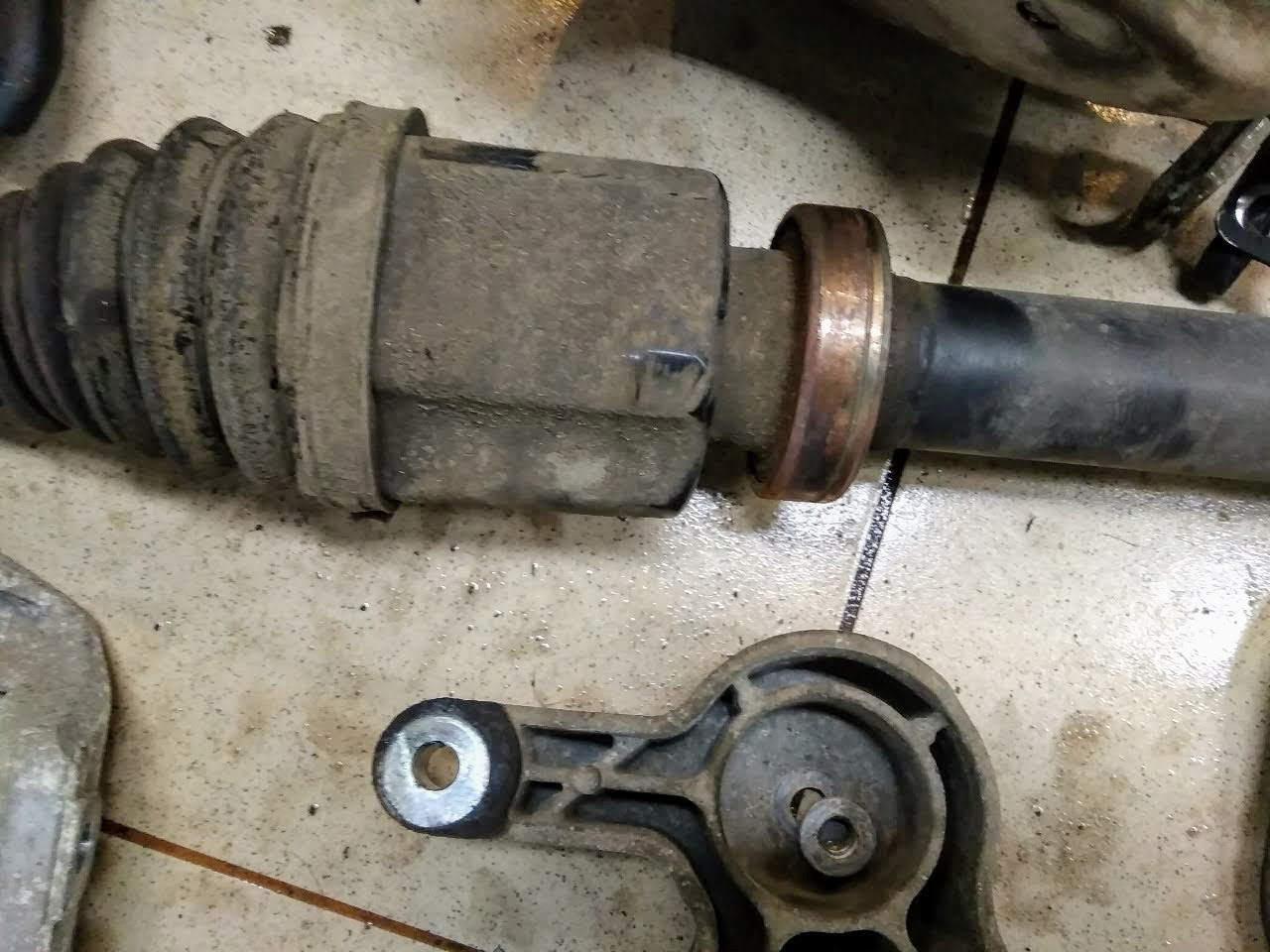 Замена подвески, втулки АКПП и обратного шланга ГУРа. — Volvo S80 (2G ...