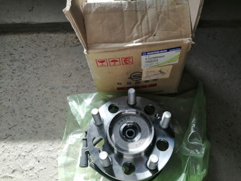 4142009403 СТУПИЦА ПЕРЕДНЯЯ С ДАТЧИКОМ ABS SSANG YONG | Запчасти на DRIVE2