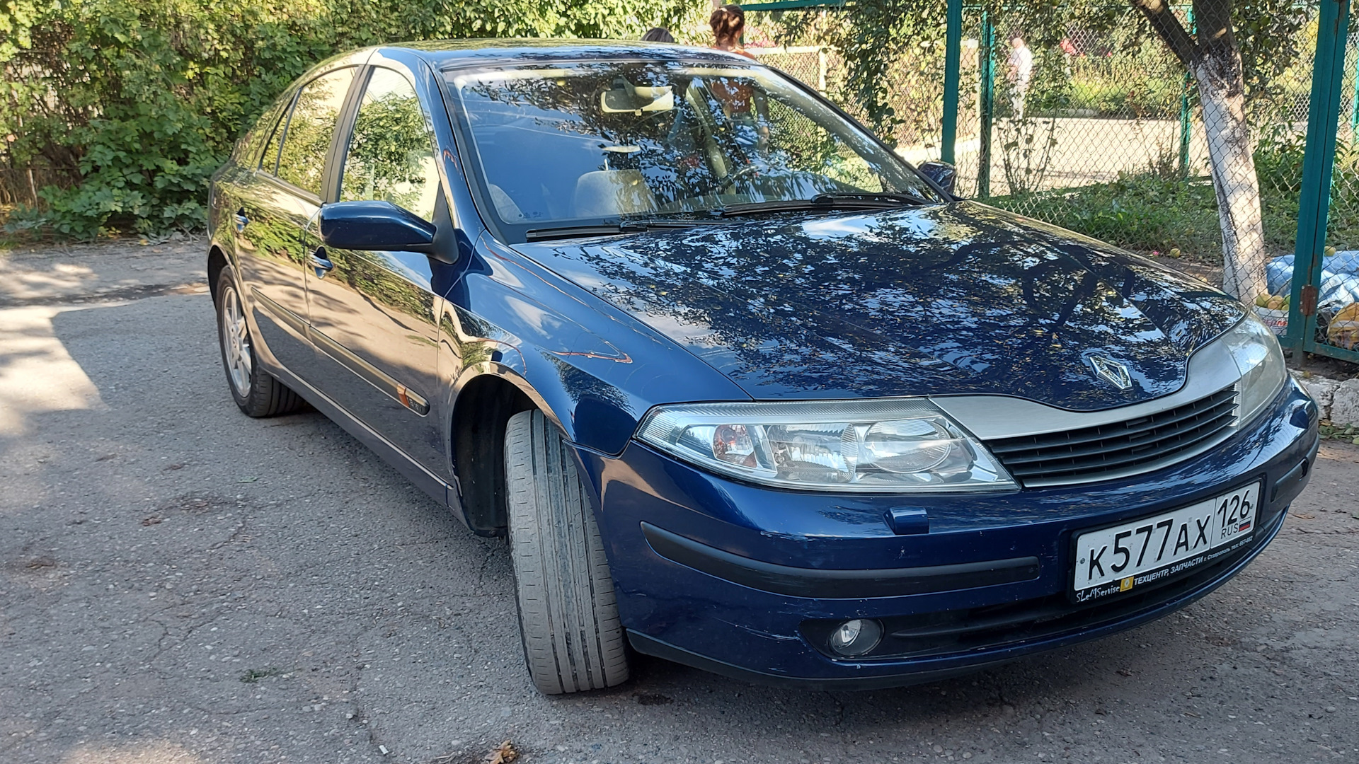 Renault Laguna II 1.8 бензиновый 2002 | 1.8 синий на DRIVE2