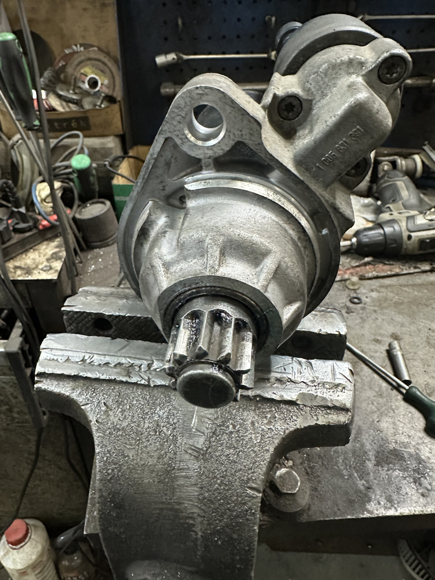 Профилактика стартера . Клапан фазика механический. — Volkswagen Tiguan ...