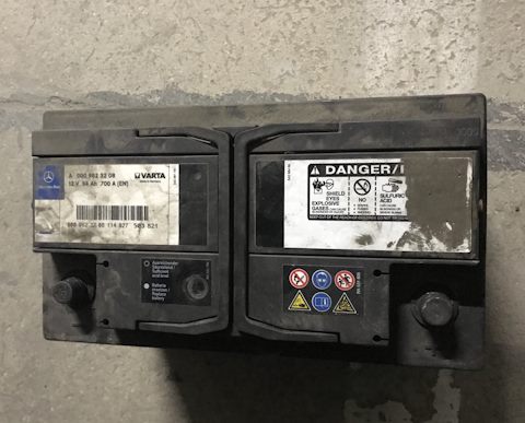 A0009823208 Батарея аккумуляторная Mercedes | Запчасти на DRIVE2