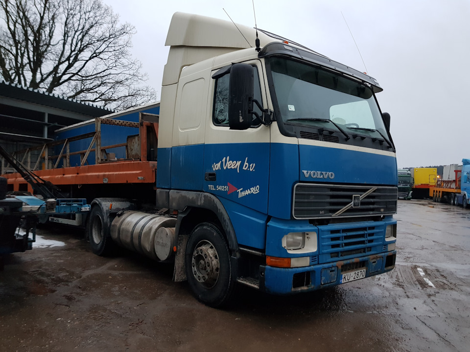 Восстановление бампера, 04.04.2018 — VOLVO FH12 460, 1,2 л, 2002 года ...