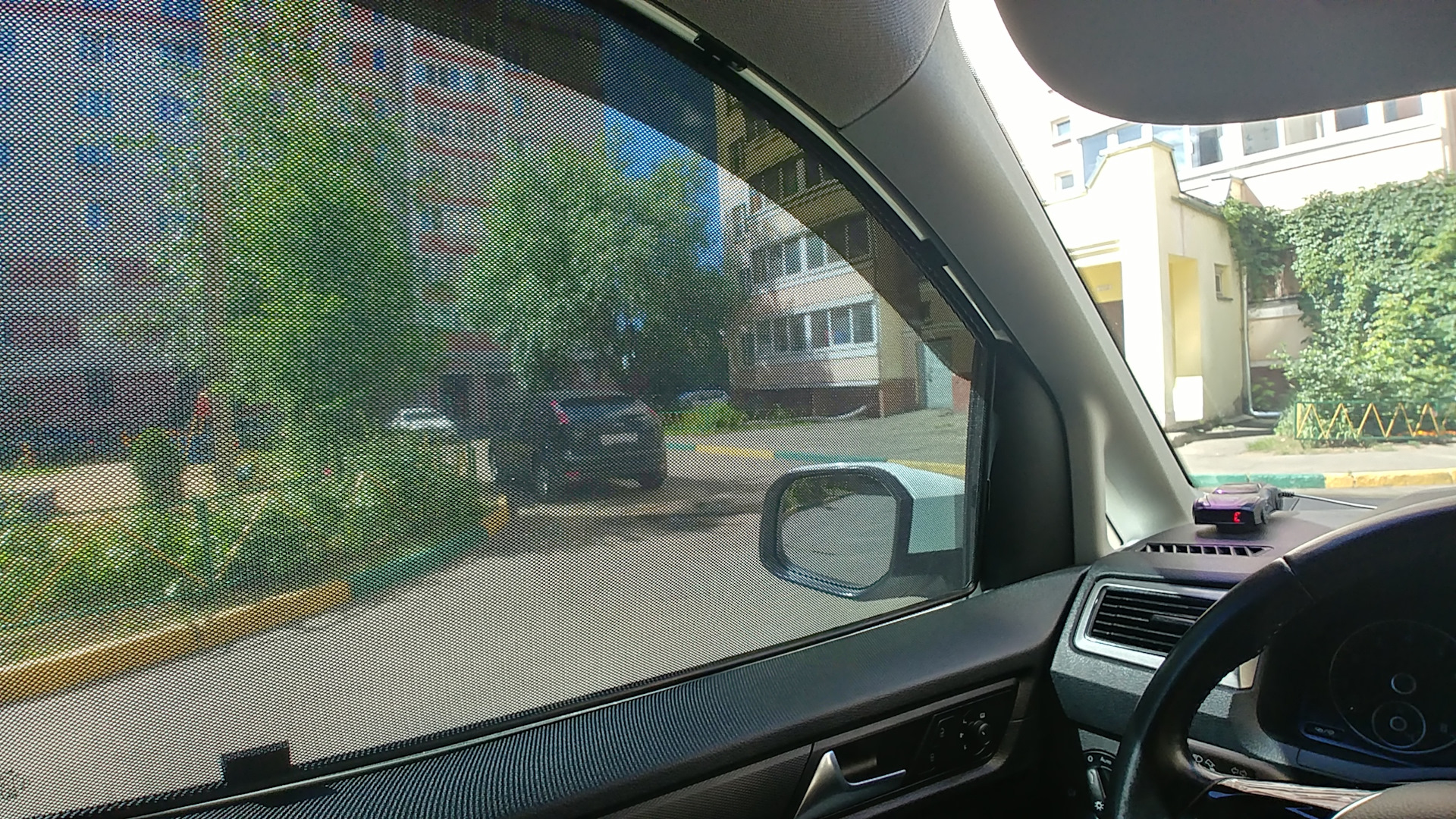 Шторки на окна — Volkswagen Caddy (4G), 1,6 л, 2017 года | аксессуары ...