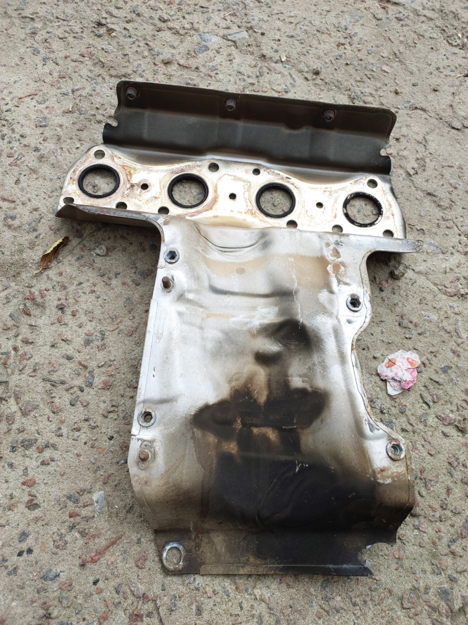 Замена прокладки коллектора — Citroen DS4, 1,6 л, 2012 года | своими ...