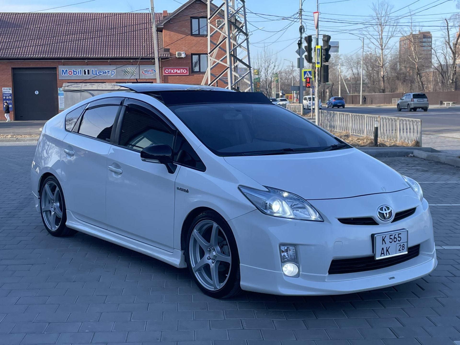 Литье R-18 — Toyota Prius (30), 1,8 л, 2009 года | тюнинг | DRIVE2